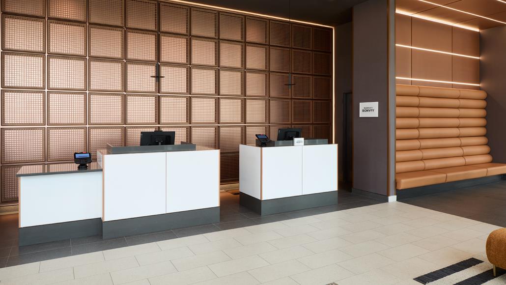 HÔTEL COURTYARD MARRIOTT MONTRÉAL LAVAL - Tourisme Laval