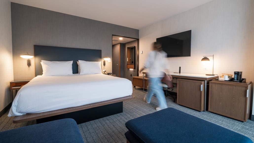 HOTEL COURTYARD MARRIOTT MONTREAL LAVAL - Tourisme Laval
